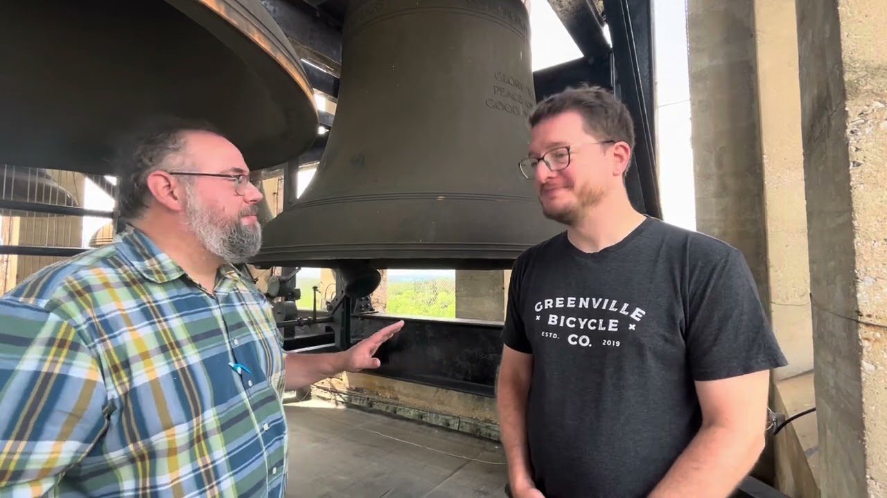 VIDEO ~ Page Valley Livin' visits the Luray Singing Tower | PVN
